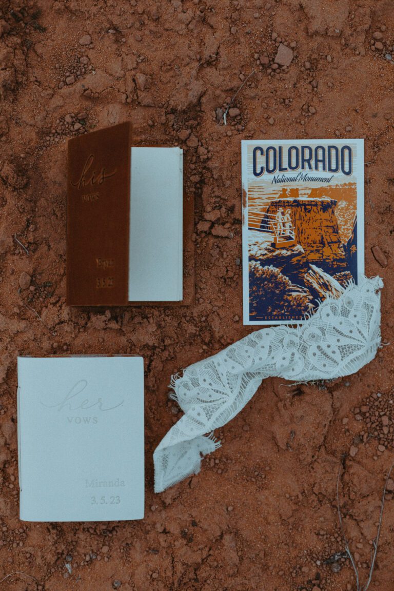 Elope in Colorado National Monument - Loco Love Photography