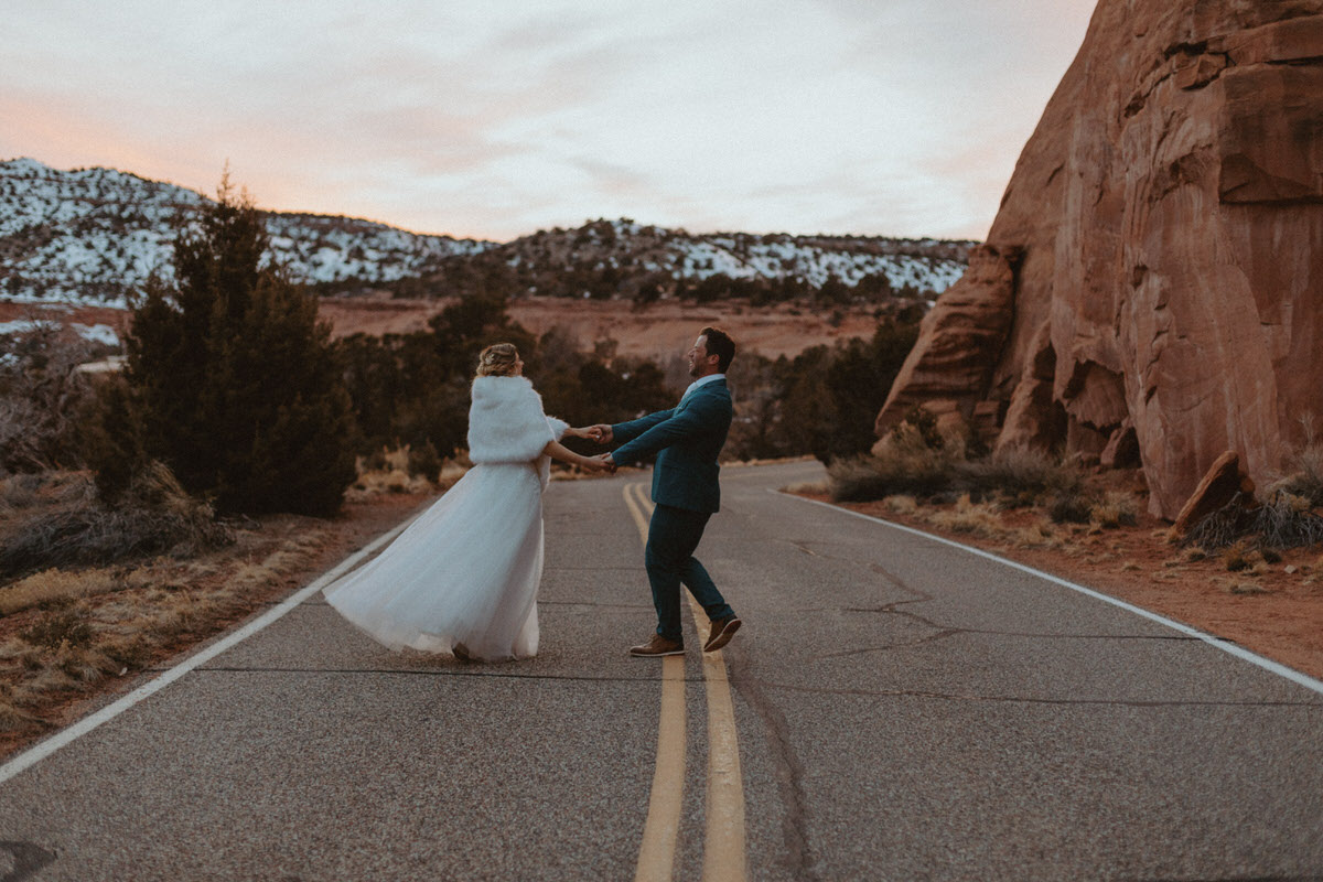Elope in Colorado National Monument - Loco Love Photography